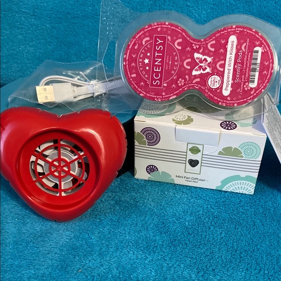 Scentsy | Accents | Brand New Scentsy Heart Red Mini Fan Diffuser With ...